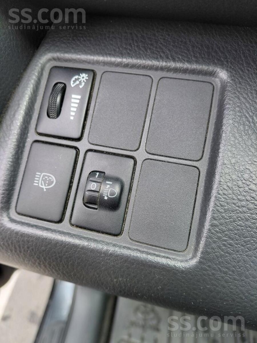 Pelēks Toyota RAV4 2007 Rīga, ar dzinēja tilpumu 2.00 L un nobraukumu 178 tūkst. km par 4690 €, foto 14 vietnē AUTOMOTO.COM.LV