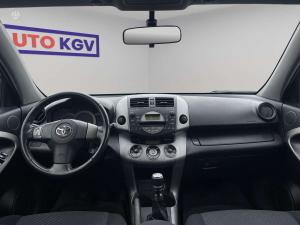 Grey Toyota RAV4 2007 in Vilnius, with an engine capacity of 2.20 L and mileage of 297 thousand km for 4999 €, photo 13 on AUTOMOTO.COM.LV