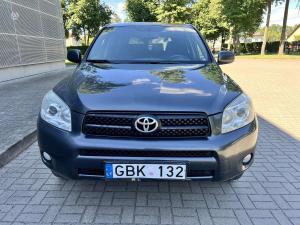 Grey Toyota RAV4 2007 in Marijampole, with an engine capacity of 2.23 L and mileage of 310 thousand km for 2950 €, photo  on AUTOMOTO.COM.LV