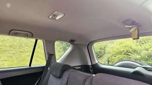 Pelēks Toyota RAV4 2007 Viļņa, ar dzinēja tilpumu 2.23 L un nobraukumu 256 tūkst. km par 4599 €, foto 25 vietnē AUTOMOTO.COM.LV
