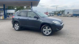 Pelēks Toyota RAV4 2007 Marijampole, ar dzinēja tilpumu 2.20 L un nobraukumu 244 tūkst. km par 3499 €, foto 4 vietnē AUTOMOTO.COM.LV