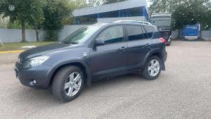 Pelēks Toyota RAV4 2007 Marijampole, ar dzinēja tilpumu 2.20 L un nobraukumu 244 tūkst. km par 3499 €, foto 7 vietnē AUTOMOTO.COM.LV