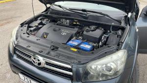 Pelēks Toyota RAV4 2007 Marijampole, ar dzinēja tilpumu 2.20 L un nobraukumu 244 tūkst. km par 3499 €, foto 20 vietnē AUTOMOTO.COM.LV