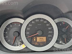 Grey Toyota RAV4 2007 in Riga, with an engine capacity of 2.00 L and mileage of 270 thousand km for 4500 €, photo 8 on AUTOMOTO.COM.LV