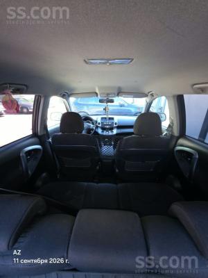 Pelēks Toyota RAV4 2007 Rīga, ar dzinēja tilpumu 2.20 L un nobraukumu 247 tūkst. km par 3500 €, foto 6 vietnē AUTOMOTO.COM.LV