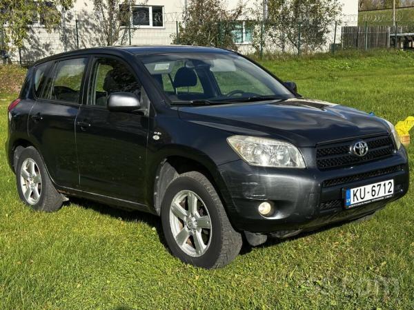 Pelēks Toyota RAV4 2007 Daugavpils, ar dzinēja tilpumu 2.20 L un nobraukumu 312 tūkst. km par 3300 €, foto 8 vietnē AUTOMOTO.COM.LV