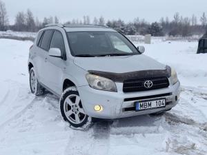Grey Toyota RAV4 2008 in Vilnius, with an engine capacity of 2.20 L and mileage of 360 thousand km for 3300 €, photo  on AUTOMOTO.COM.LV