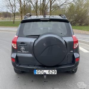 Pelēks Toyota RAV4 2008 Šauļi, ar dzinēja tilpumu 2.20 L un nobraukumu 220 tūkst. km par 3999 €, foto 5 vietnē AUTOMOTO.COM.LV