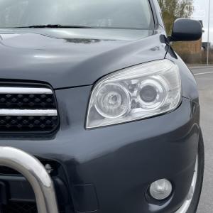 Pelēks Toyota RAV4 2008 Šauļi, ar dzinēja tilpumu 2.20 L un nobraukumu 220 tūkst. km par 3999 €, foto 10 vietnē AUTOMOTO.COM.LV