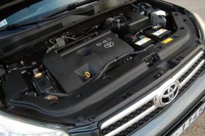 Grey Toyota RAV4 2008 in Jekabpils, with an engine capacity of 2.20 L and mileage of 227 thousand km for 7400 €, photo 13 on AUTOMOTO.COM.LV
