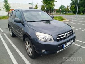 Pelēks Toyota RAV4 2008 Rīga, ar dzinēja tilpumu 2.20 L un nobraukumu 253 tūkst. km par 4300 €, foto  vietnē AUTOMOTO.COM.LV