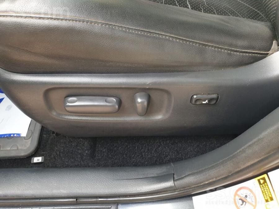 Pelēks Toyota RAV4 2008 Cēsis, ar dzinēja tilpumu 2.20 L un nobraukumu 0 tūkst. km par 5900 €, foto 17 vietnē AUTOMOTO.COM.LV