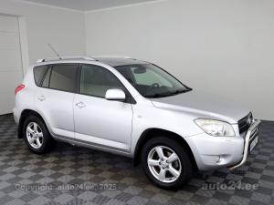 Pelēks Toyota RAV4 2009 Tallina, ar dzinēja tilpumu 2.00 L un nobraukumu 151 tūkst. km par 5499 €, foto  vietnē AUTOMOTO.COM.LV