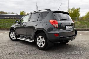 Grey Toyota RAV4 2009 in Tallinn, with an engine capacity of 2.00 L and mileage of 170 thousand km for 6800 €, photo 6 on AUTOMOTO.COM.LV