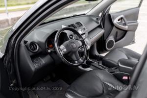 Grey Toyota RAV4 2009 in Tallinn, with an engine capacity of 2.00 L and mileage of 170 thousand km for 6800 €, photo 11 on AUTOMOTO.COM.LV
