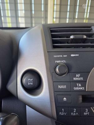 Grey Toyota RAV4 2009 in Vilnius, with an engine capacity of 2.23 L and mileage of 207 thousand km for 5400 €, photo 20 on AUTOMOTO.COM.LV