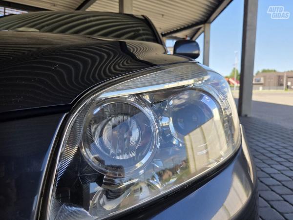 Grey Toyota RAV4 2009 in Ukmerge, with an engine capacity of 2.20 L and mileage of 207 thousand km for 5400 €, photo 9 on AUTOMOTO.COM.LV