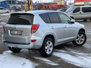 Серый Тойота РАВ 4 2009 в Екабпилс, объемом двигателя 2.20 л и пробегом 222 тыс. км за 7300 €, фото 3 на AUTOMOTO.COM.LV