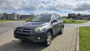 Grey Toyota RAV4 2009 in Panevezys, with an engine capacity of 2.23 L and mileage of 181 thousand km for 4999 €, photo  on AUTOMOTO.COM.LV