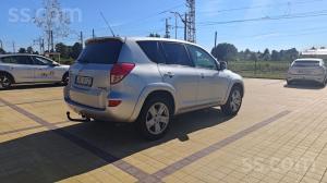 Pelēks Toyota RAV4 2009 Rīga, ar dzinēja tilpumu 2.20 L un nobraukumu 278 tūkst. km par 4500 €, foto 6 vietnē AUTOMOTO.COM.LV