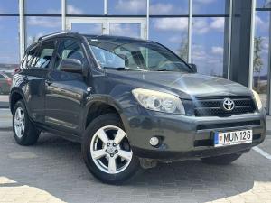 Grey Toyota RAV4 2009 in Vilnius, with an engine capacity of 2.23 L and mileage of 277 thousand km for 3800 €, photo  on AUTOMOTO.COM.LV
