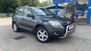 Pelēks Toyota RAV4 2009 Marijampole, ar dzinēja tilpumu 2.00 L un nobraukumu 250 tūkst. km par 4699 €, foto 4 vietnē AUTOMOTO.COM.LV