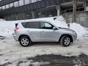 Pelēks Toyota RAV4 2010 Ukmergė, ar dzinēja tilpumu 2.20 L un nobraukumu 207 tūkst. km par 5500 €, foto 7 vietnē AUTOMOTO.COM.LV