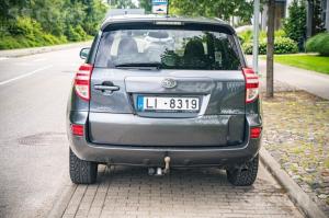 Pelēks Toyota RAV4 2010 Rīga, ar dzinēja tilpumu 2.20 L un nobraukumu 268 tūkst. km par 5990 €, foto 6 vietnē AUTOMOTO.COM.LV