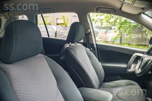 Pelēks Toyota RAV4 2010 Rīga, ar dzinēja tilpumu 2.20 L un nobraukumu 268 tūkst. km par 5990 €, foto 14 vietnē AUTOMOTO.COM.LV