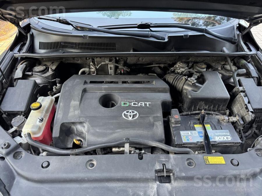 Pelēks Toyota RAV4 2010 Rīga, ar dzinēja tilpumu 2.20 L un nobraukumu 197 tūkst. km par 5490 €, foto 27 vietnē AUTOMOTO.COM.LV