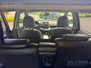 Pelēks Toyota RAV4 2010 Rīga, ar dzinēja tilpumu 2.20 L un nobraukumu 340 tūkst. km par 6500 €, foto 12 vietnē AUTOMOTO.COM.LV