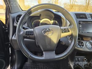 Pelēks Toyota RAV4 2011 Ogre, ar dzinēja tilpumu 2.20 L un nobraukumu 238 tūkst. km par 8849 €, foto 17 vietnē AUTOMOTO.COM.LV