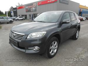 Grey Toyota RAV4 2011 in Viljandi, with an engine capacity of 2.20 L and mileage of 244 thousand km for 8480 €, photo  on AUTOMOTO.COM.LV