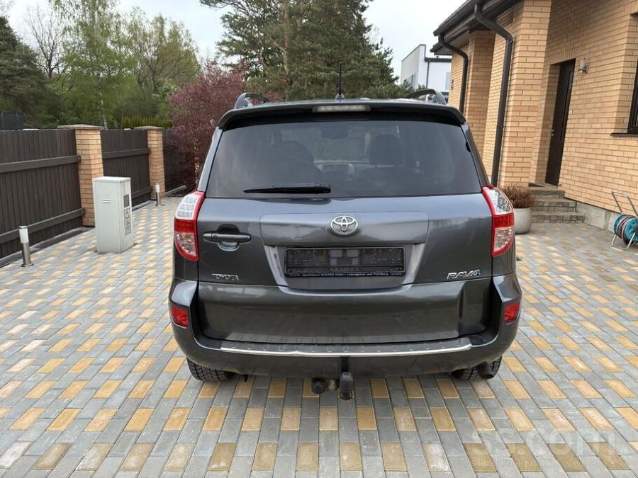 Pelēks Toyota RAV4 2011 Rīga, ar dzinēja tilpumu 2.20 L un nobraukumu 0 tūkst. km par 8700 €, foto 11 vietnē AUTOMOTO.COM.LV