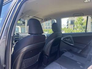 Pelēks Toyota RAV4 2011 Kauņa, ar dzinēja tilpumu 2.20 L un nobraukumu 234 tūkst. km par 7650 €, foto 19 vietnē AUTOMOTO.COM.LV