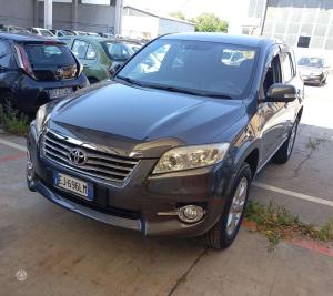Pelēks Toyota RAV4 2011 Šauļi, ar dzinēja tilpumu 2.23 L un nobraukumu 220 tūkst. km par 6200 €, foto 3 vietnē AUTOMOTO.COM.LV