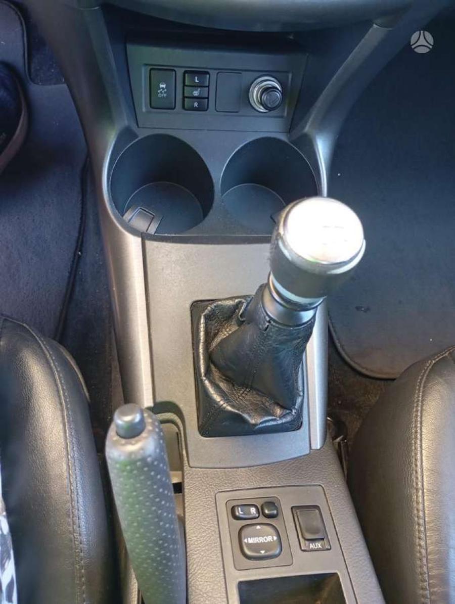 Pelēks Toyota RAV4 2011 Šauļi, ar dzinēja tilpumu 2.23 L un nobraukumu 220 tūkst. km par 6200 €, foto 11 vietnē AUTOMOTO.COM.LV