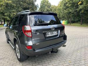 Серый Тойота РАВ 4 2011 в Таураге, объемом двигателя 2.23 л и пробегом 220 тыс. км за 8250 €, фото 8 на AUTOMOTO.COM.LV