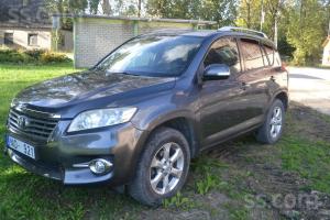 Pelēks Toyota RAV4 2011 Rēzekne, ar dzinēja tilpumu 2.20 L un nobraukumu 280 tūkst. km par 7000 €, foto 3 vietnē AUTOMOTO.COM.LV
