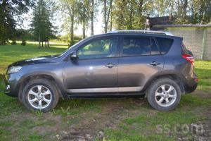 Pelēks Toyota RAV4 2011 Rēzekne, ar dzinēja tilpumu 2.20 L un nobraukumu 280 tūkst. km par 7000 €, foto 6 vietnē AUTOMOTO.COM.LV