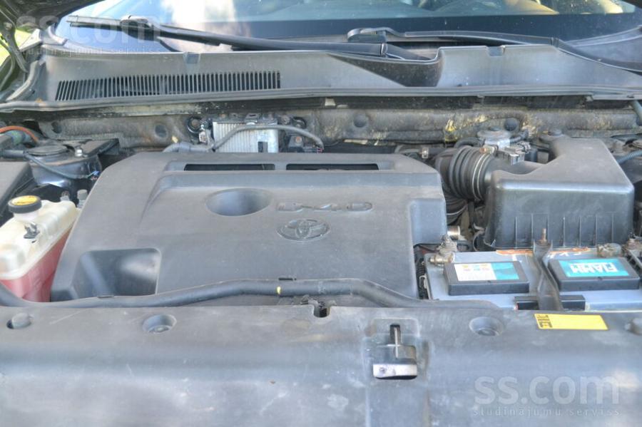 Pelēks Toyota RAV4 2011 Rēzekne, ar dzinēja tilpumu 2.20 L un nobraukumu 280 tūkst. km par 7000 €, foto 9 vietnē AUTOMOTO.COM.LV