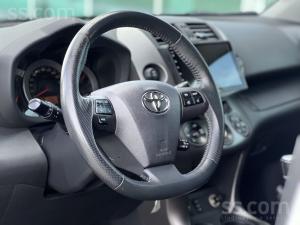 Pelēks Toyota RAV4 2011 Rēzekne, ar dzinēja tilpumu 2.20 L un nobraukumu 183 tūkst. km par 7800 €, foto 12 vietnē AUTOMOTO.COM.LV