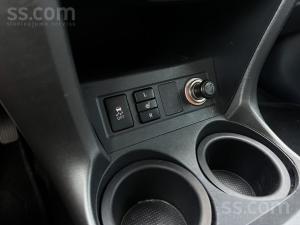 Pelēks Toyota RAV4 2011 Rēzekne, ar dzinēja tilpumu 2.20 L un nobraukumu 183 tūkst. km par 7800 €, foto 20 vietnē AUTOMOTO.COM.LV