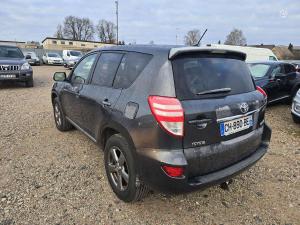 Pelēks Toyota RAV4 2012 Tauragė, ar dzinēja tilpumu 2.23 L un nobraukumu 269 tūkst. km par 6900 €, foto 5 vietnē AUTOMOTO.COM.LV