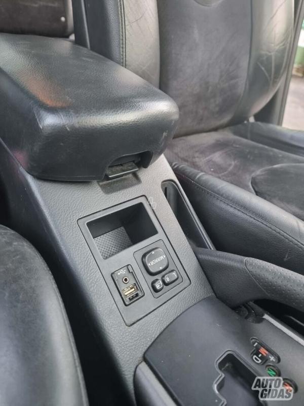 Pelēks Toyota RAV4 2012 Pasvalys, ar dzinēja tilpumu 2.20 L un nobraukumu 301 tūkst. km par 4950 €, foto 10 vietnē AUTOMOTO.COM.LV