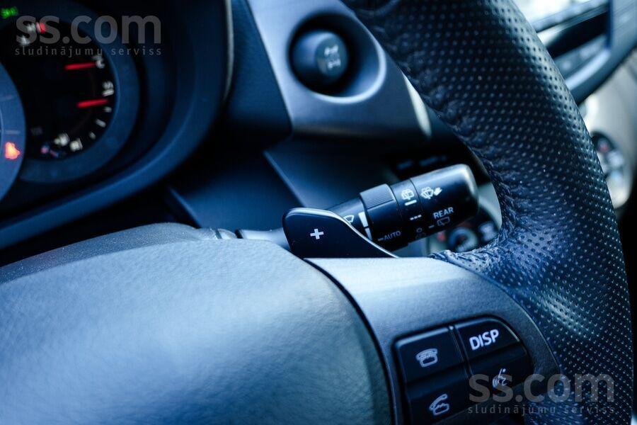 Pelēks Toyota RAV4 2012 Rīga, ar dzinēja tilpumu 2.00 L un nobraukumu 178 tūkst. km par 8390 €, foto 8 vietnē AUTOMOTO.COM.LV