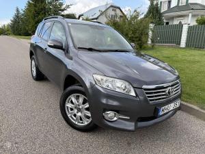 Grey Toyota RAV4 2012 in Vilnius, with an engine capacity of 2.23 L and mileage of 261 thousand km for 6850 €, photo  on AUTOMOTO.COM.LV