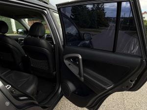 Pelēks Toyota RAV4 2012 Viļņa, ar dzinēja tilpumu 2.23 L un nobraukumu 261 tūkst. km par 6850 €, foto 21 vietnē AUTOMOTO.COM.LV