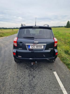 Grey Toyota RAV4 2012 in Tallinn, with an engine capacity of 2.20 L and mileage of 207 thousand km for 8000 €, photo 5 on AUTOMOTO.COM.LV