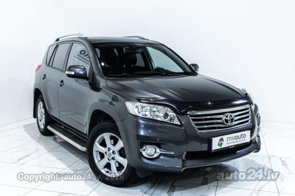 Grey Toyota RAV4 2012 in Tallinn, with an engine capacity of 2.00 L and mileage of 146 thousand km for 9990 €, photo 6 on AUTOMOTO.COM.LV